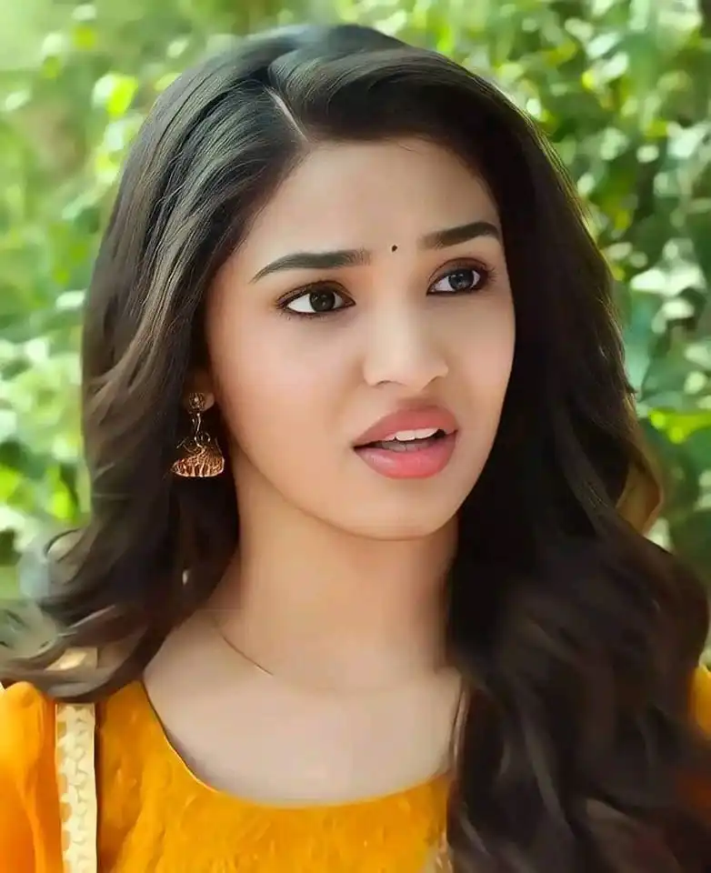 Krithi Shetty Biography, Age, Height, Net Worth, Boyfriend. Movies list ...