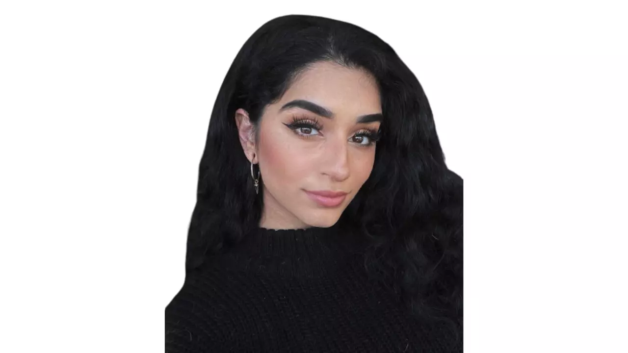 Saira Spooks Biography, Net Worth, Age, Figure & Facts – Saira Spooks ...